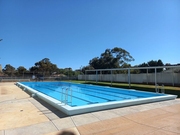 Hamley Bridge Swimming Pool - Wakefield Community Swimming Pools